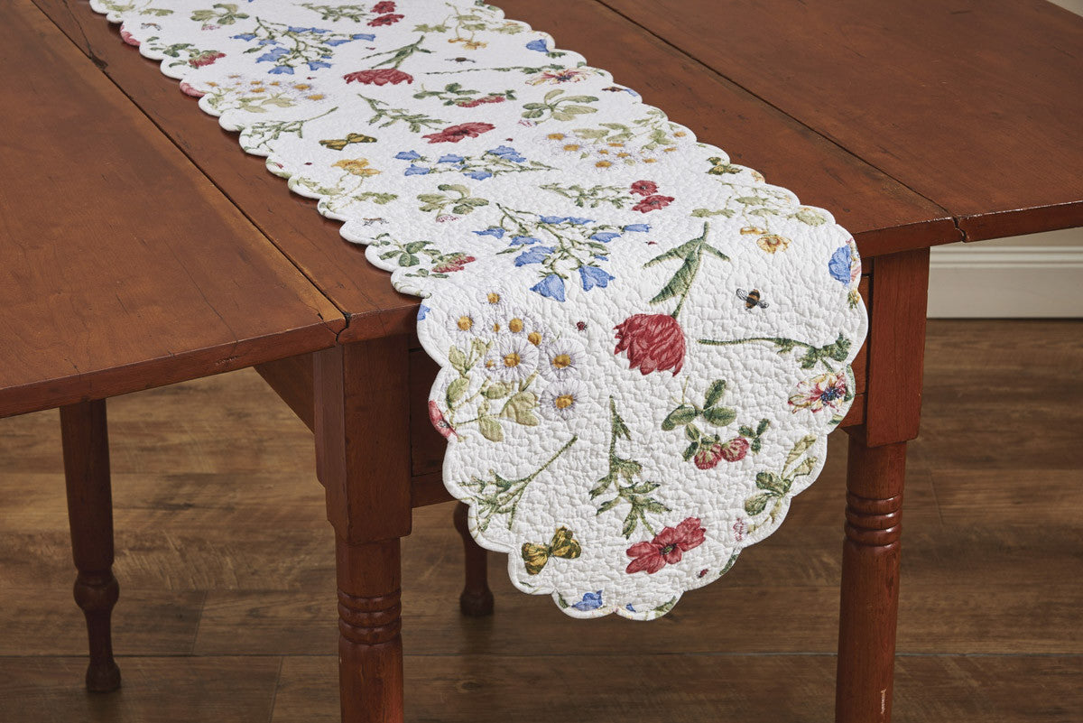 Wildflower Scalloped Table Runner – River Chic Designs