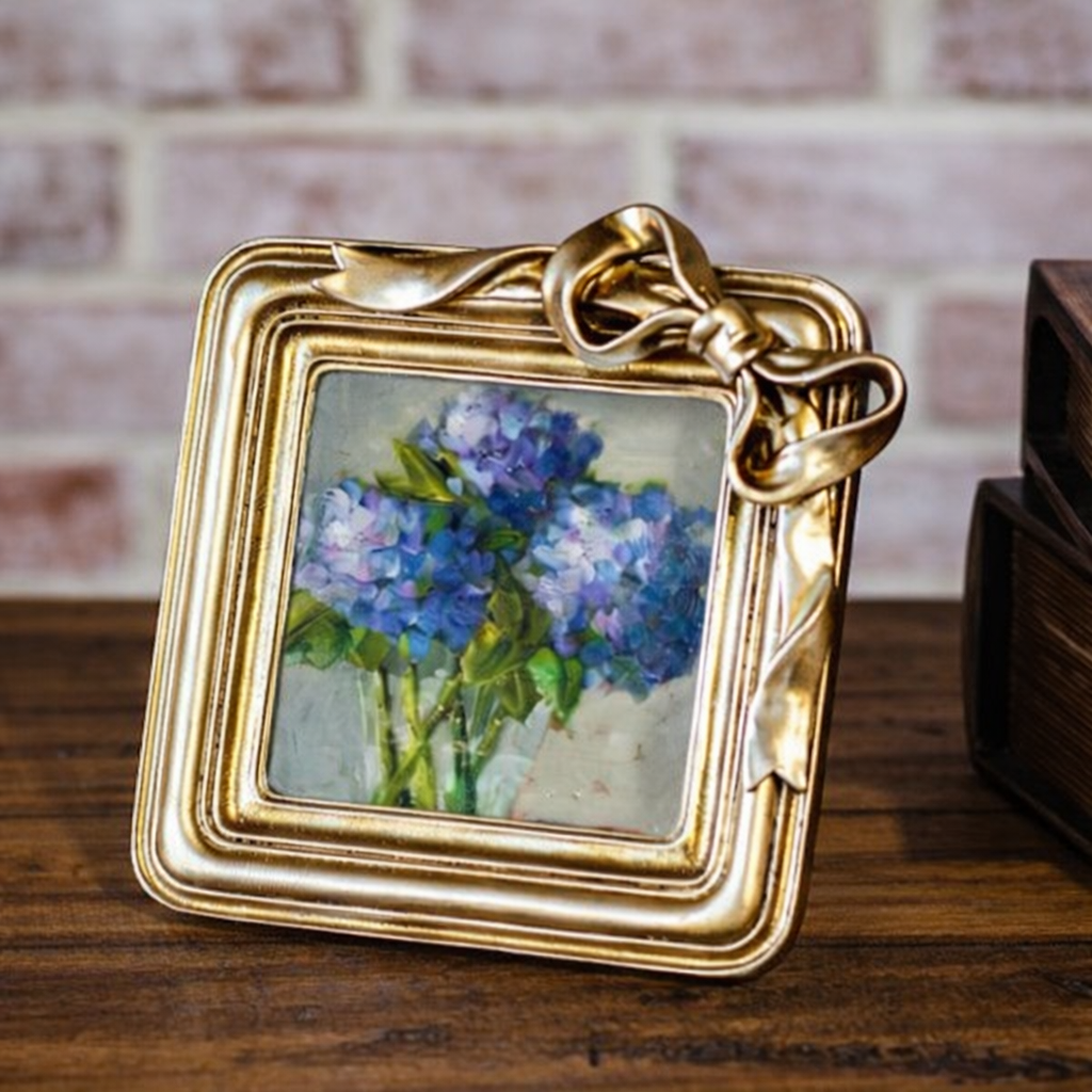 4 X 4 Square Golden Frame with Bow – River Chic Designs