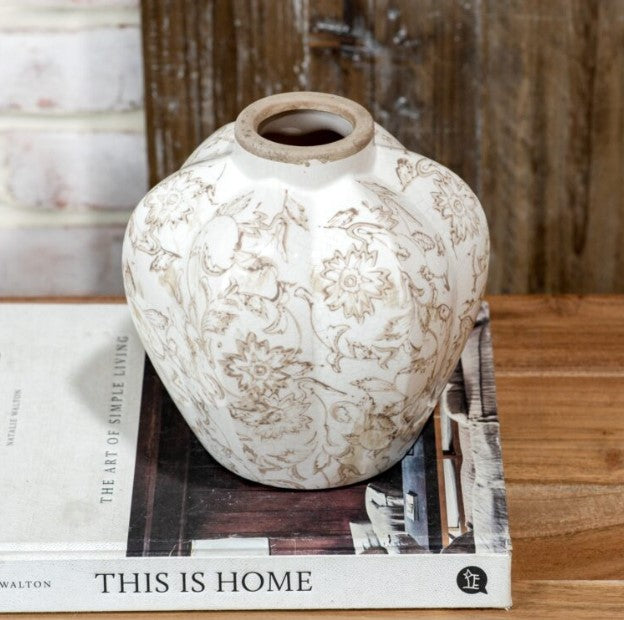 Beige Heirloom Accent Vase – River Chic Designs